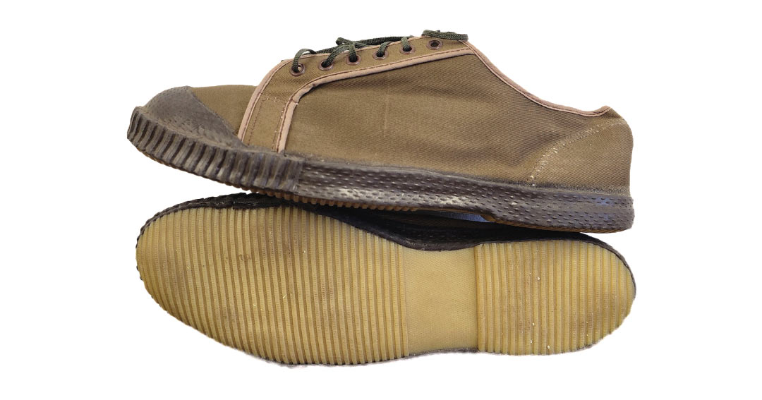 Nutria Tekkies – South African Military Surplus